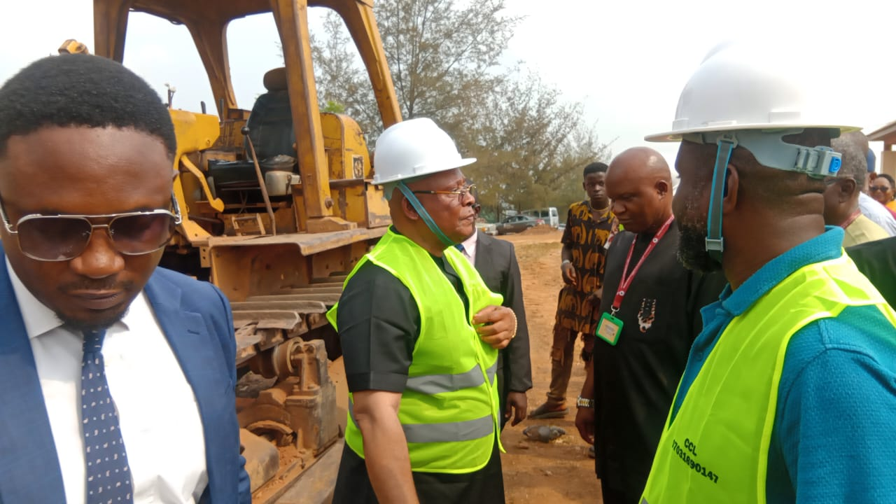 Enugu State Government Begins Boundary Fencing of ESUT - ESUT Monitor
